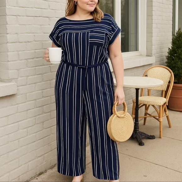 Monteau | Pants & Jumpsuits | Monteau Los Angeles Navy Striped Belted ...